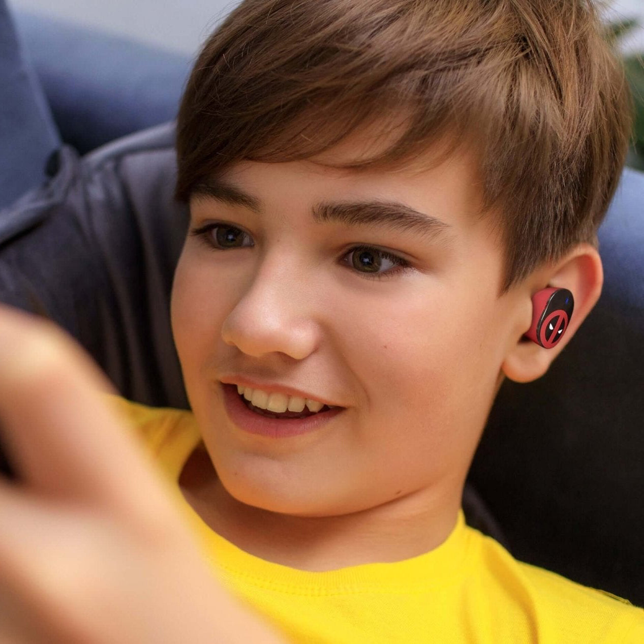 Marvel Deadpool Bluetooth True Wireless Earbuds with Charging Case – eKids