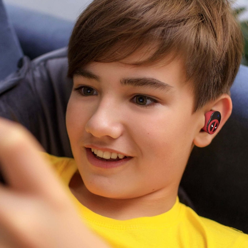 Marvel Deadpool Bluetooth True Wireless Earbuds with Charging Case – eKids